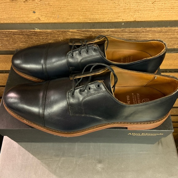 Allen Edmonds | Shoes | Like New Allen Edmonds Oak Street Dress Shoe ...